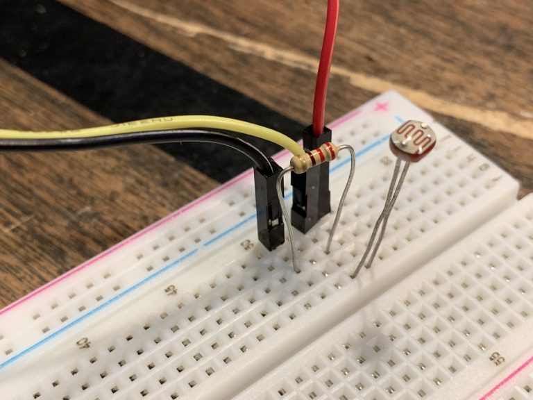Arduino – Photoresistor (Light Sensor) – Eli the Computer Guy